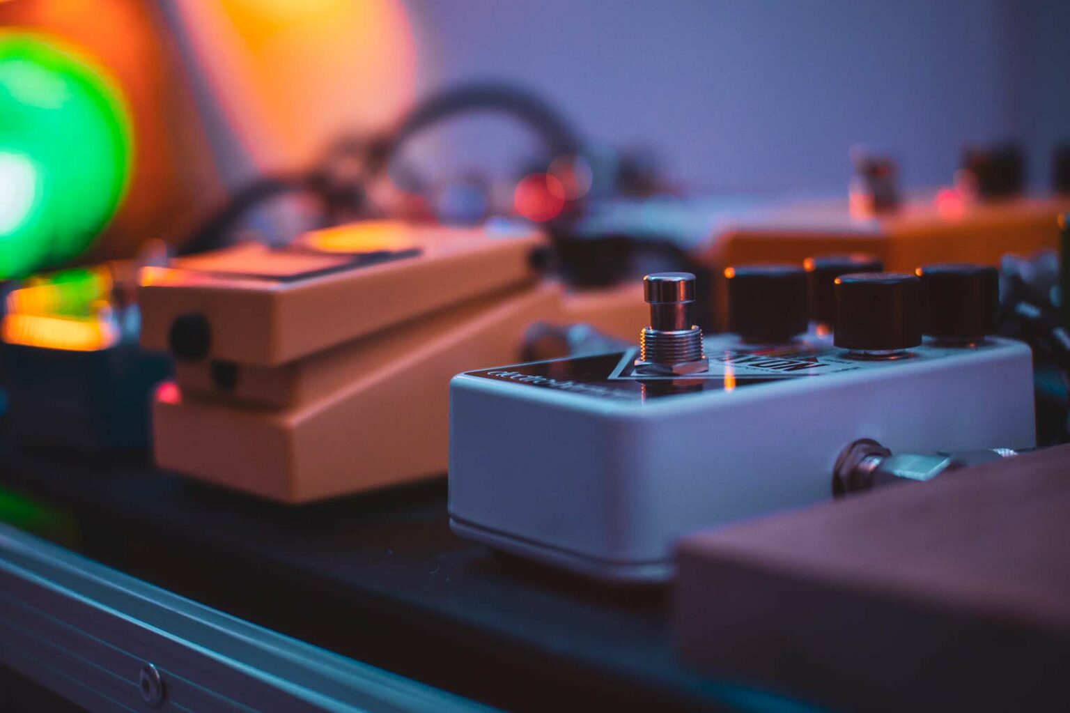 Signal mixer pedals: the ultimate guide